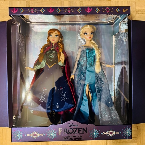 Disney | Toys | Disney Frozen Elsa And Anna Th Anniversary Limited ...